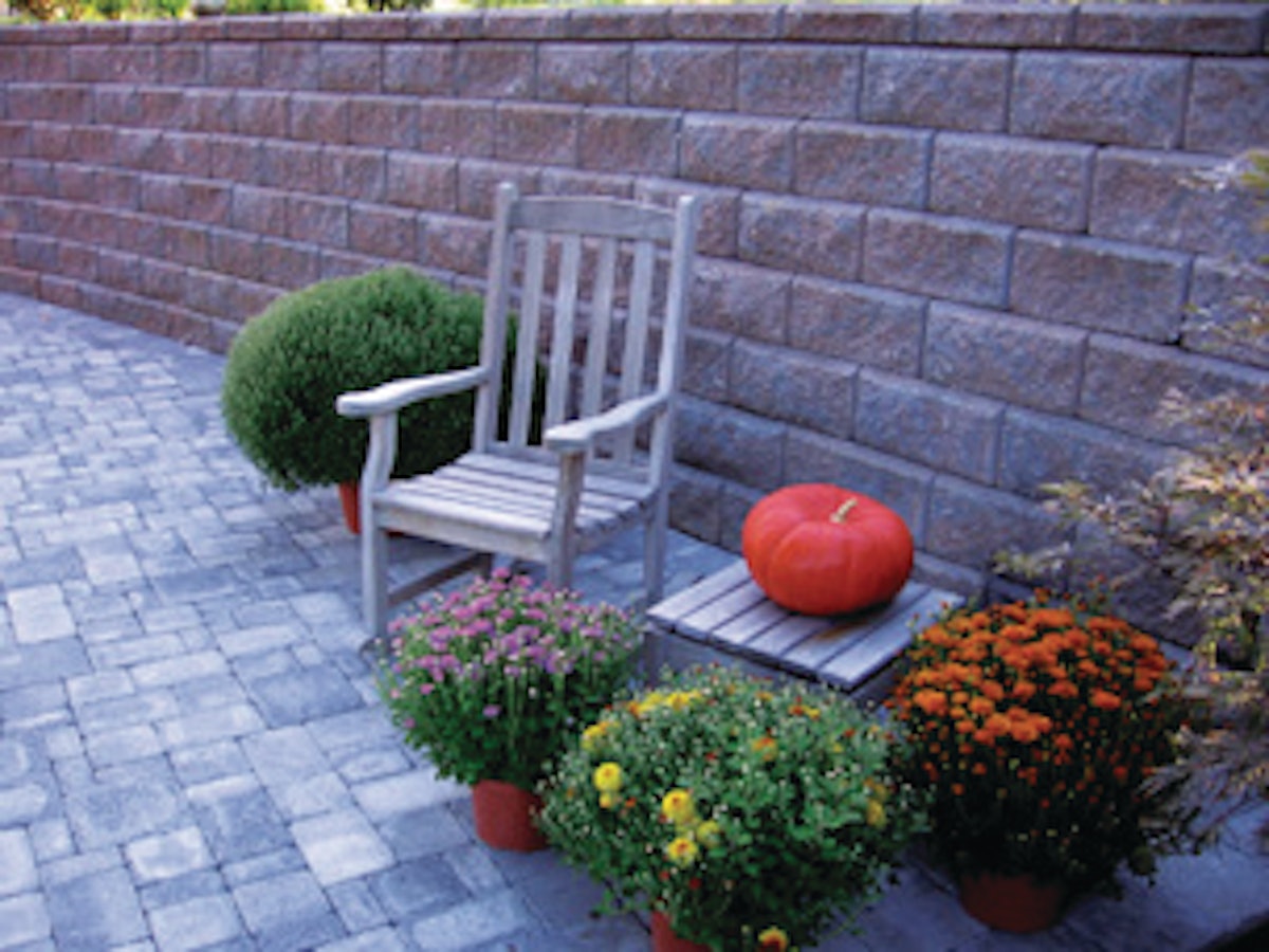 Keystone Victorian Stone From: Keystone Retaining Wall Systems LLC ...