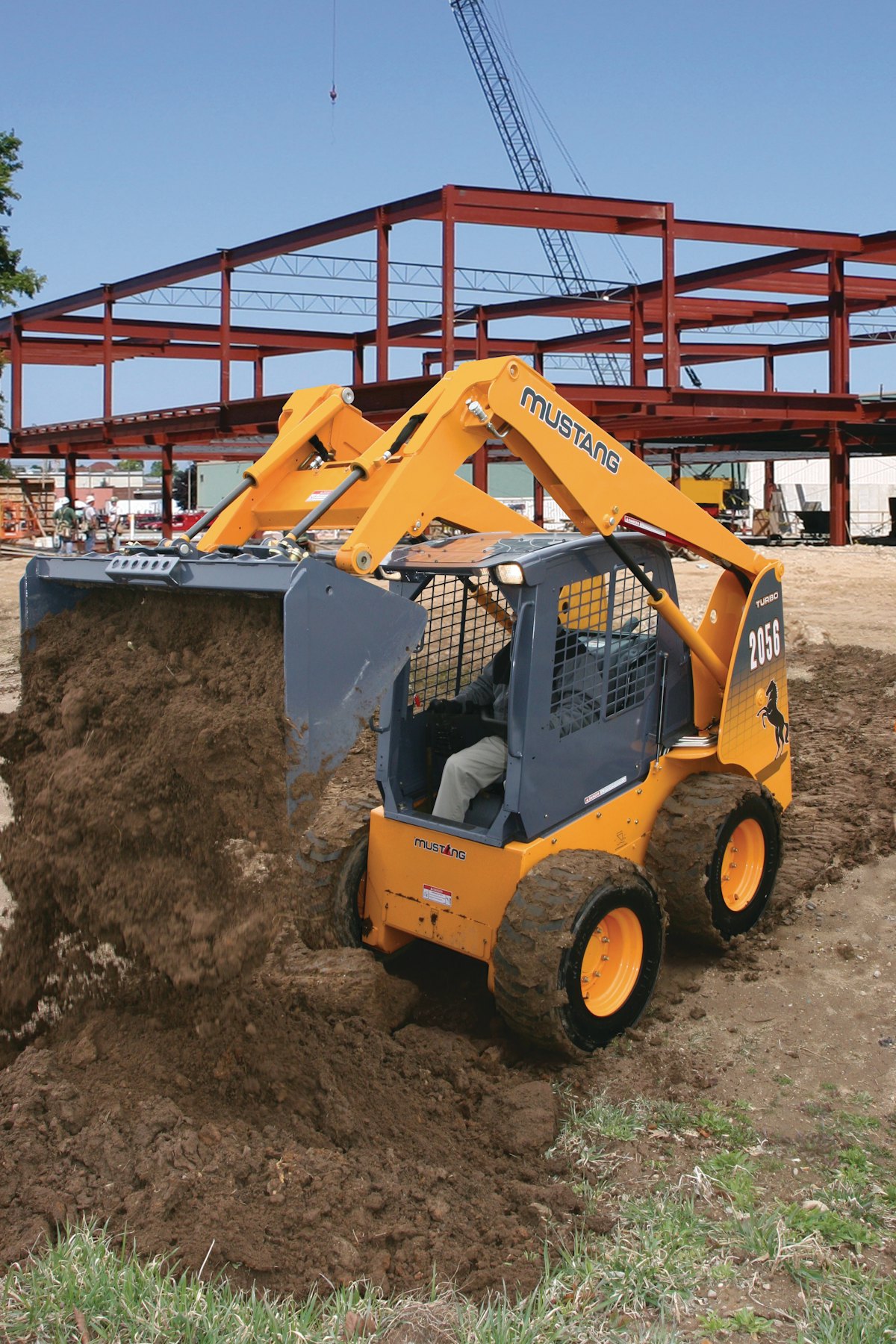 2056 Skid-Steer Loader From: Mustang Mfg. Co., Inc. | Green Industry Pros