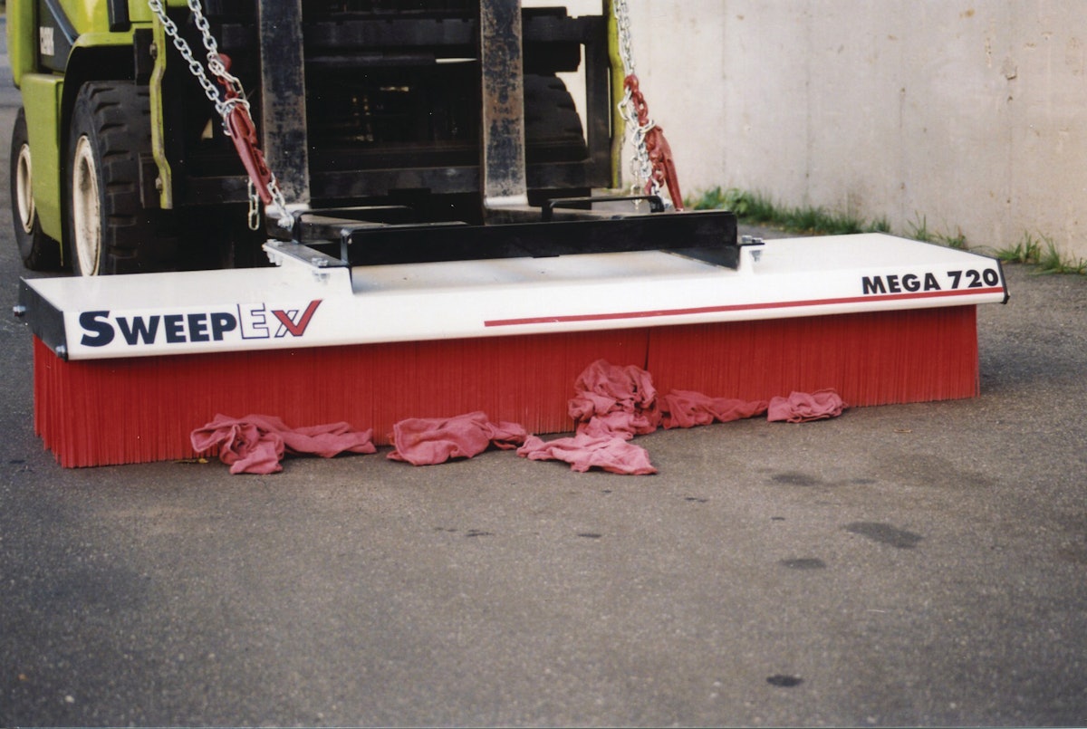 SweepEx Mega 720 From: TrynEx International | Green Industry Pros