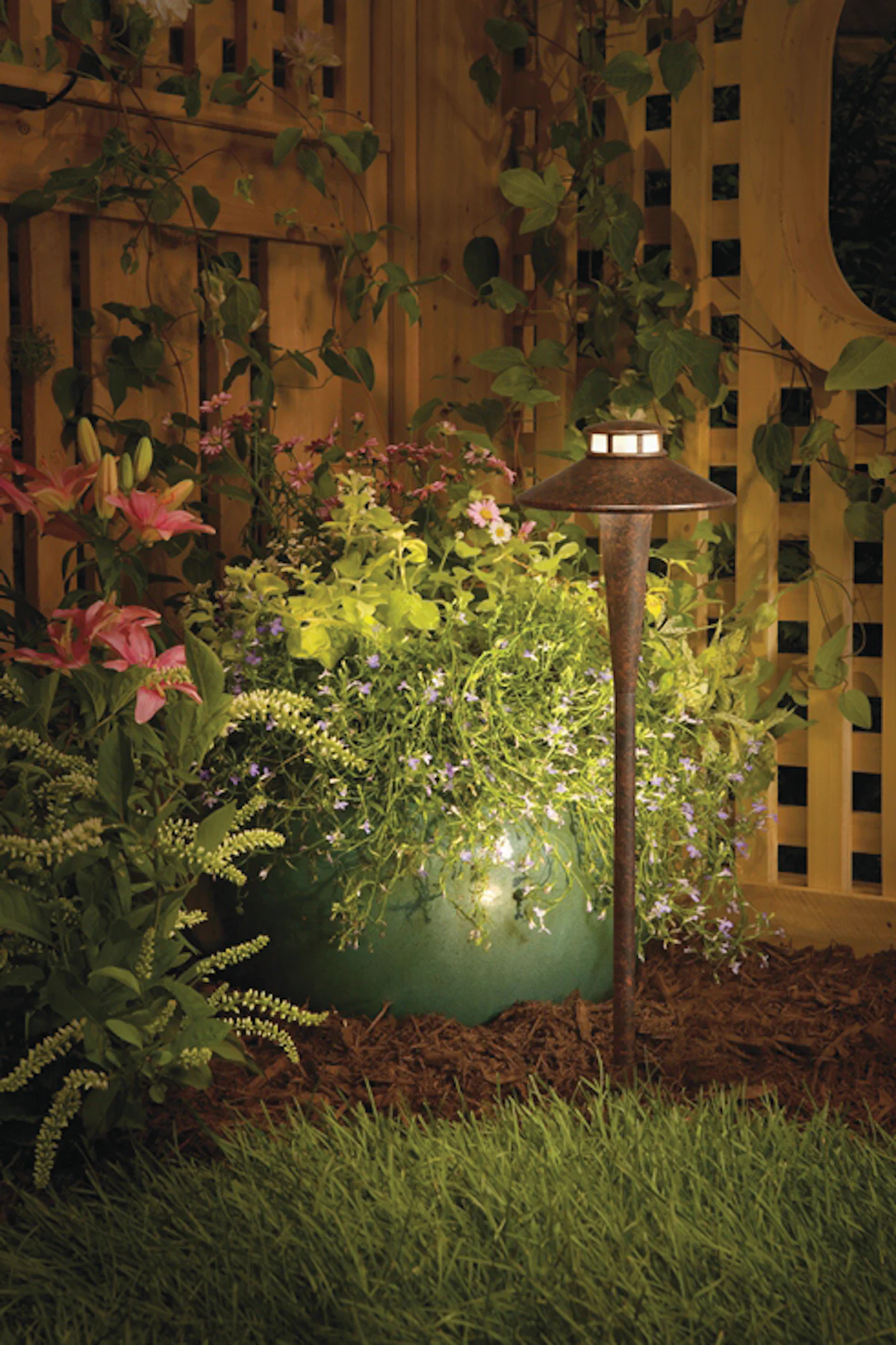 Design Pro LED Tiki Shade Path Light From: Kichler Lighting | Green ...