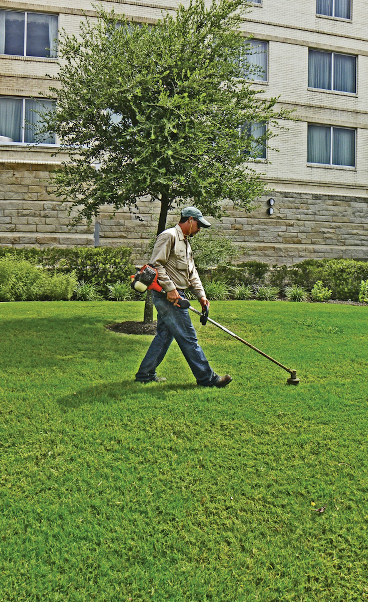 Contractors Rank Commercial-Grade String Trimmers | Green Industry Pros