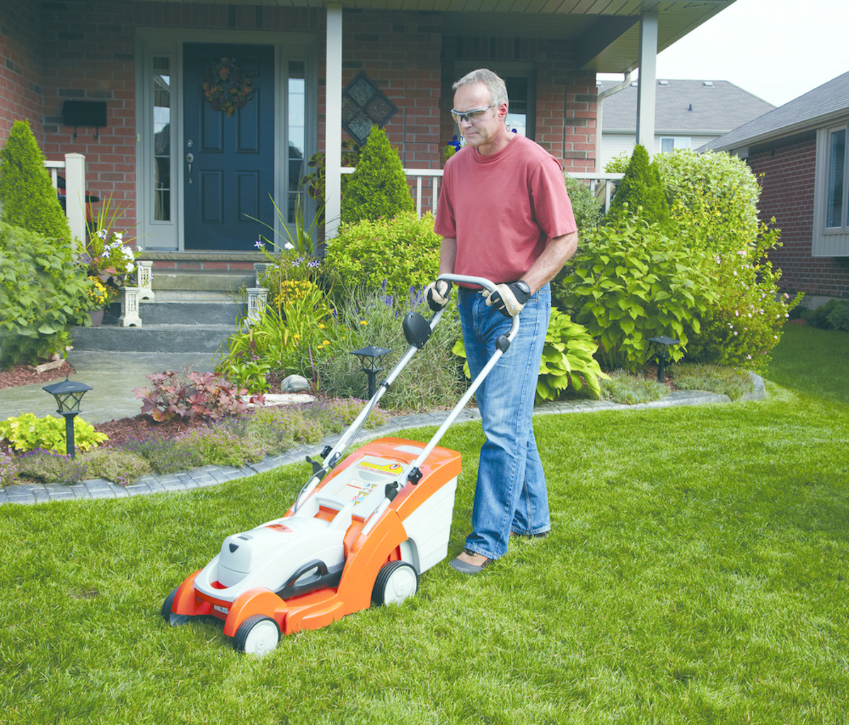 RMA 370 Li-Ion Homeowner Walk-Behind Mower From: Stihl Incorporated ...