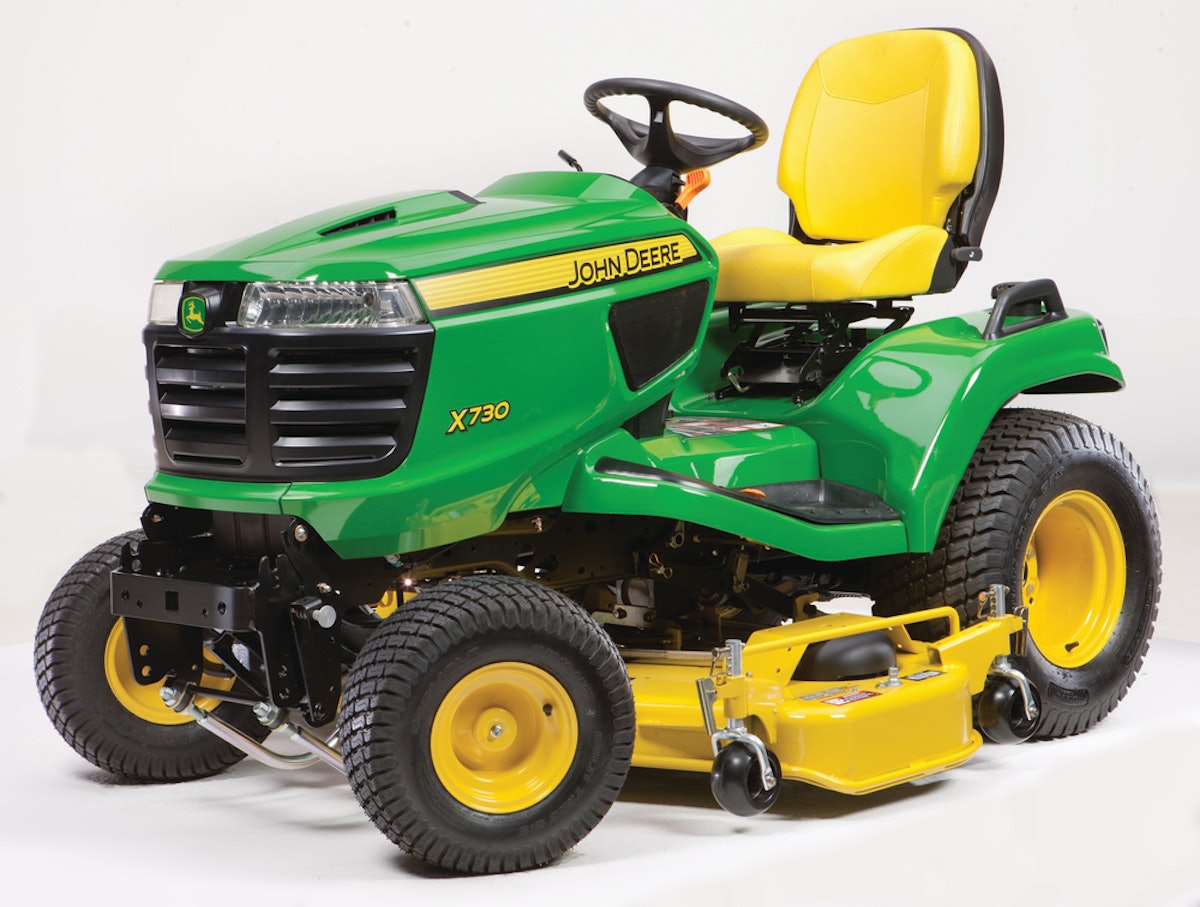 X700 Signature Series of Lawn Tractors From: John Deere | Green ...