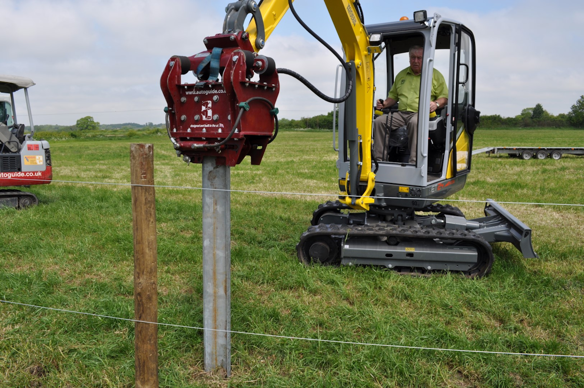 Seago’s Midi-Postmaster Post Driver From: Seago International Inc ...