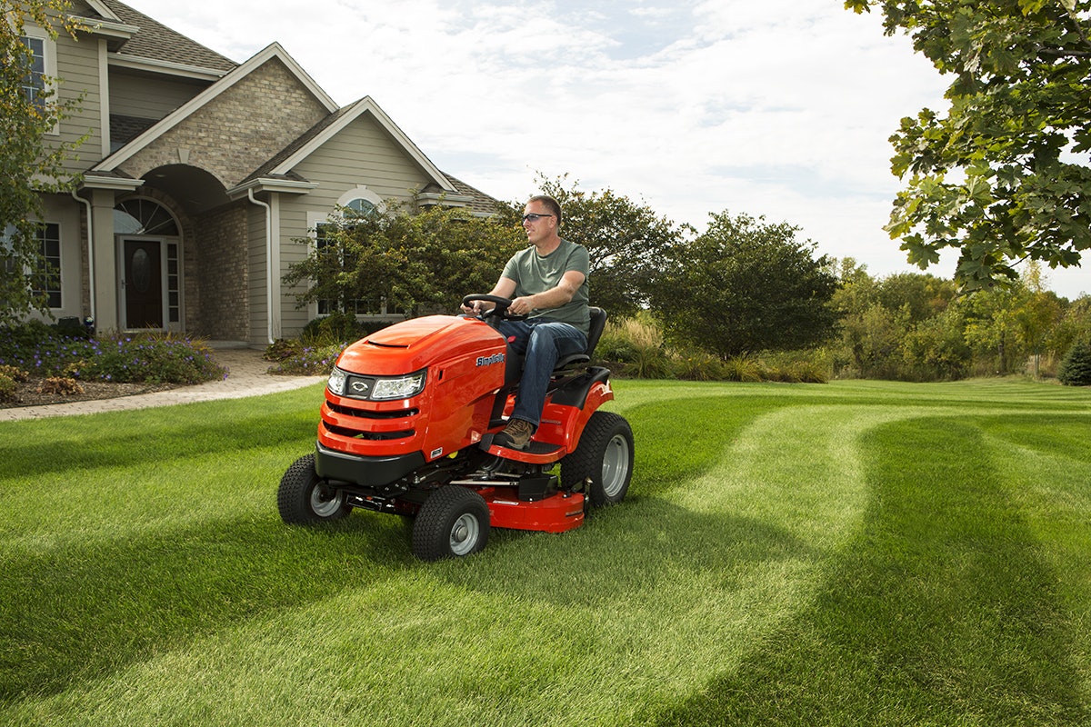 Simplicity 48-inch Broadmoor Lawn Tractor From: Simplicity | Green ...