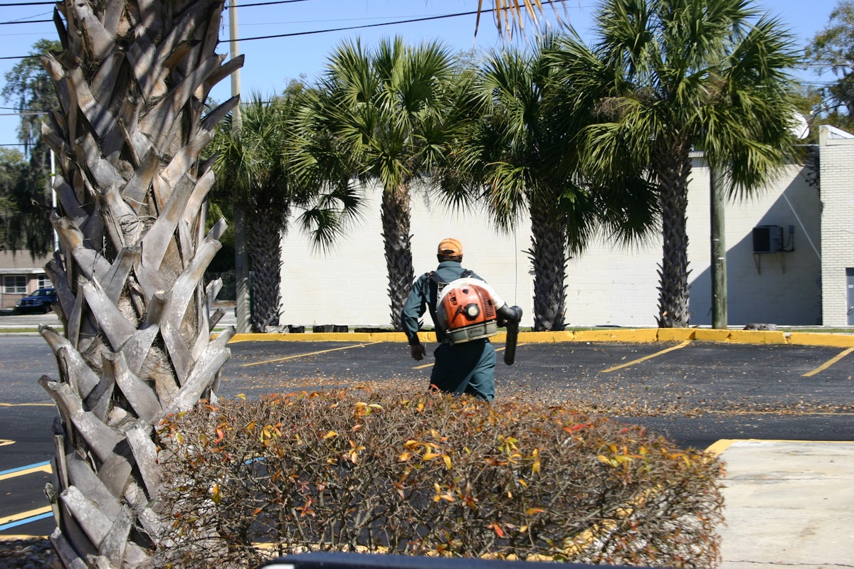 Screening and Developing Landscape Crew Leaders | Green Industry Pros