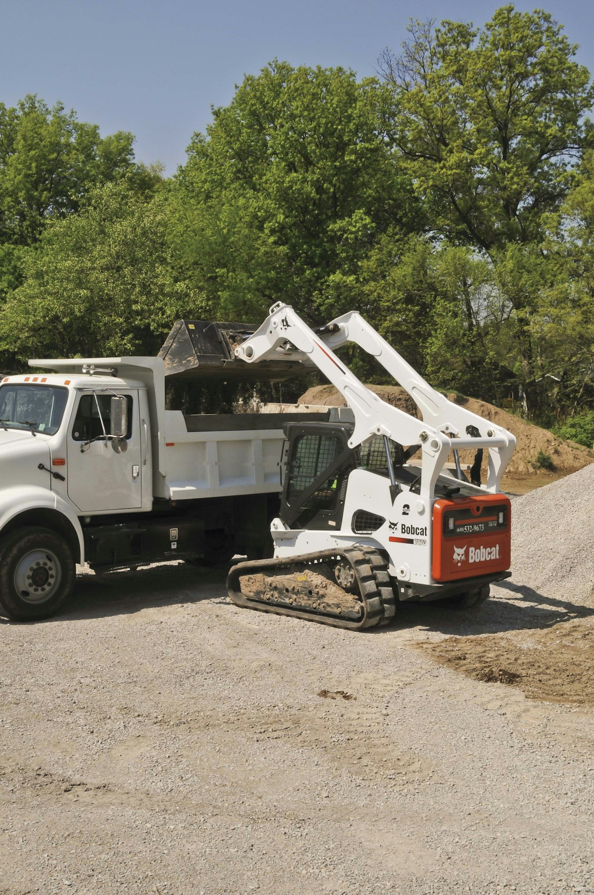 Bobcat 700- and 800-Frame-Size Loaders From: Bobcat Company | Green ...