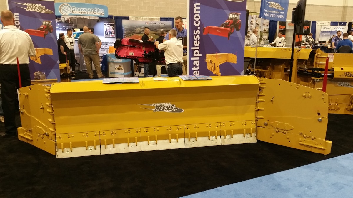 Metal Pless LiveEdge on the ReverseMaxx Plow From: Metal Pless | Green ...