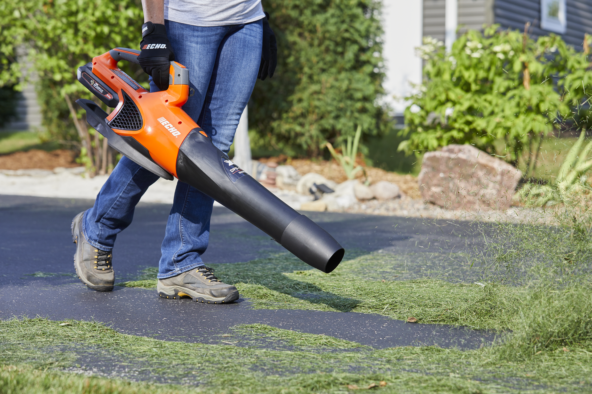 ECHO DPB-2500 Cordless Handheld Blower From: ECHO Inc. | Green Industry ...