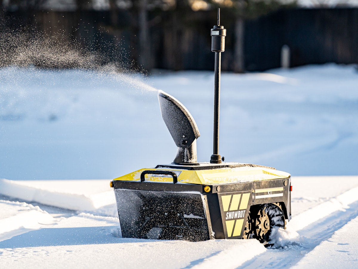Snowbot S1 Clears the Way for Autonomous Snow Blowers | Green Industry Pros