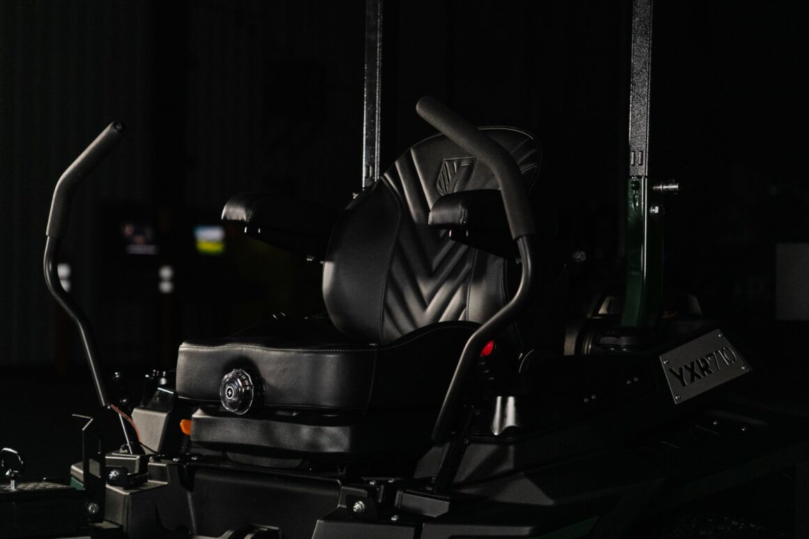 Yakta Unveils YXR Lineup of Zero-Turns From: Yakta | Green Industry Pros