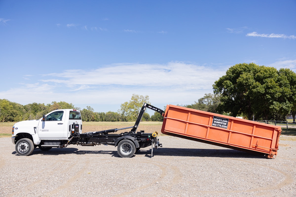 Stellar Showcases Nxt18 Hooklift At Equip Expo 2024 Green Industry Pros
