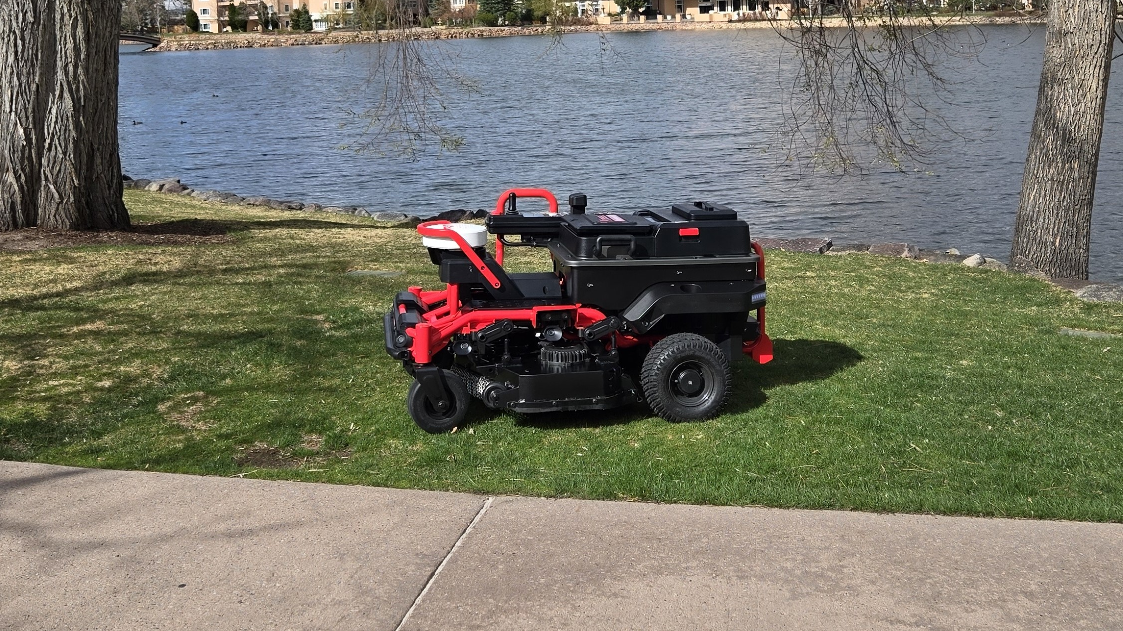 Preview Details of the Kress KR800 40 inch Cut N Go Robotic Mower From ...